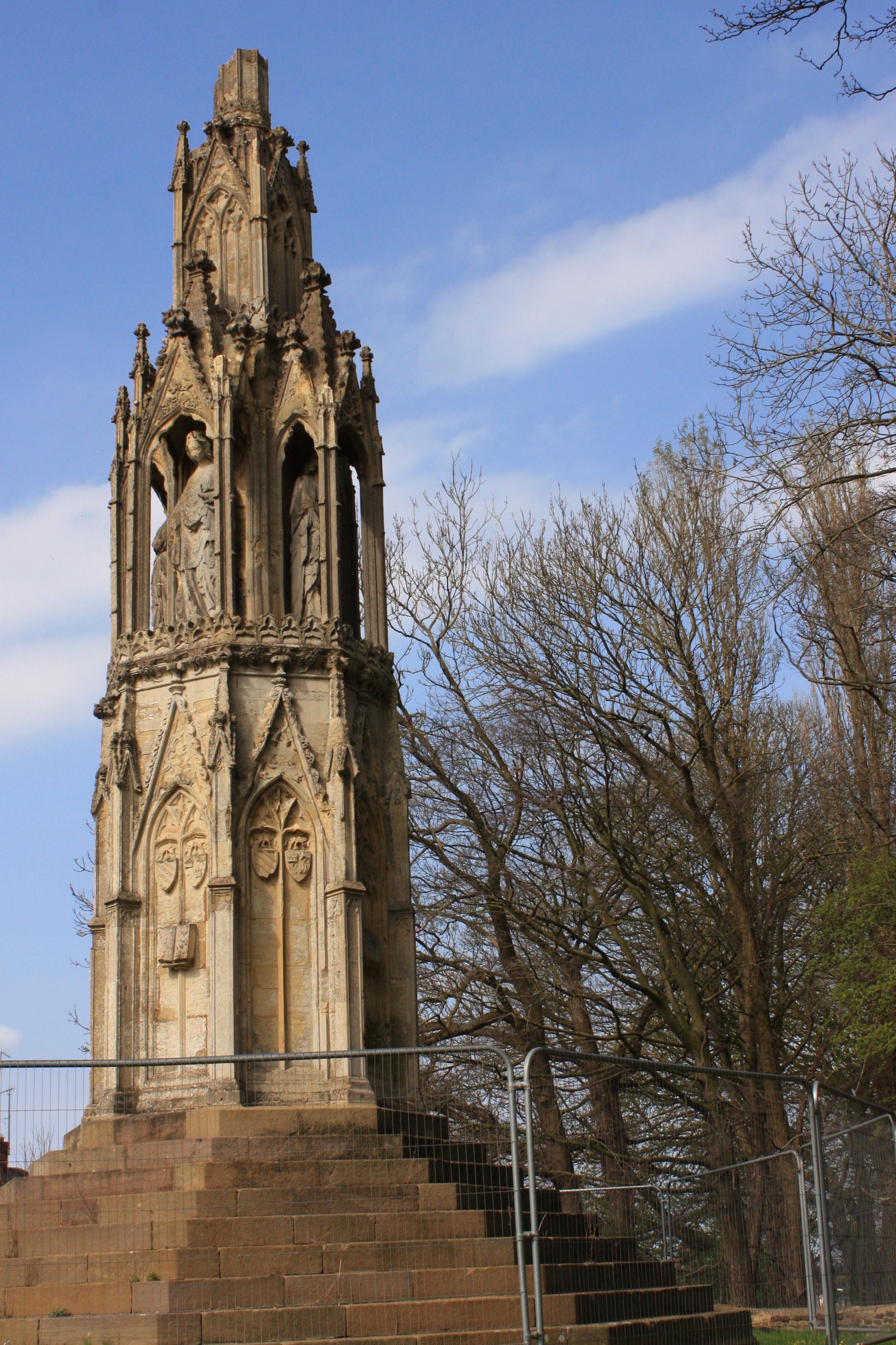 Edward and Eleanor: a royal love story set in stone